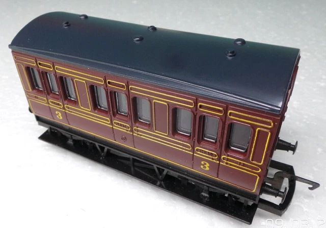 HORNBY OO MODEL Railway 4 Wheel LMS Coach Maroon R468 Looks Unused £11. ...