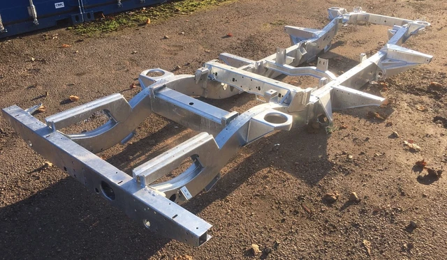 LAND ROVER DEFENDER 110 TDCI BRAND NEW richards GALVANISED Chassis £ ...
