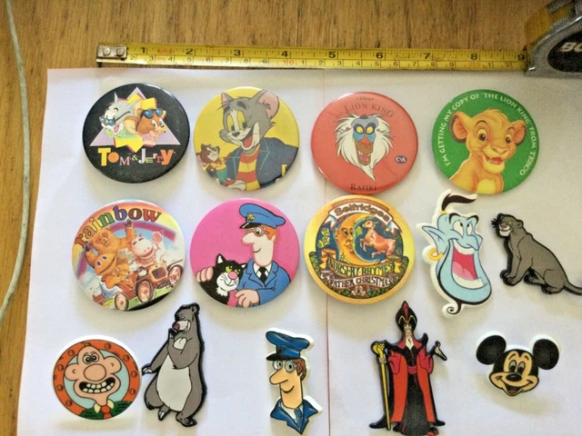 VINTAGE CHILDREN CARTOON Badges X 14, POSTMAN PAT, DISNEY, LION KING ...