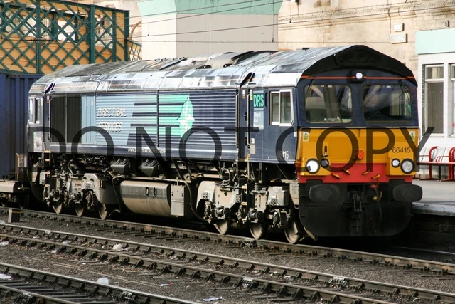 UK DIESEL TRAIN Railway Photograph Of Class 66 66415 Loco. Rm66-555 £1. ...