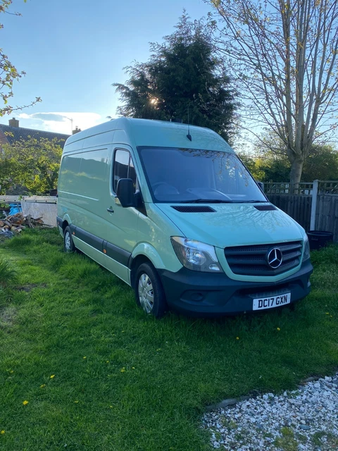 2017 GREEN SPRINTER Medium wheel base Van Tall roof 69000 miles £15,000 ...