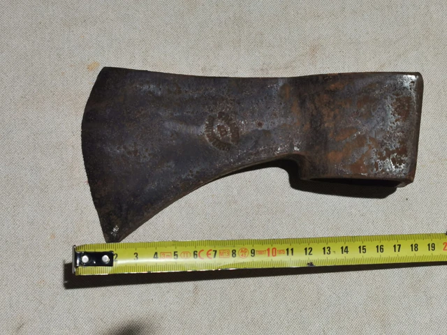 OUTIL ANCIEN FER DE HACHE Gravé TALABOT 40 SAUT DU TARN DEC 31 EUR 15 ...