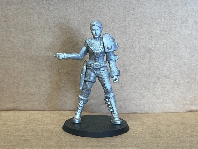 FEMALE GUNFIGHTER ROGUE Trader 54mm Inquisitor Scale Metal Oldhammer ...