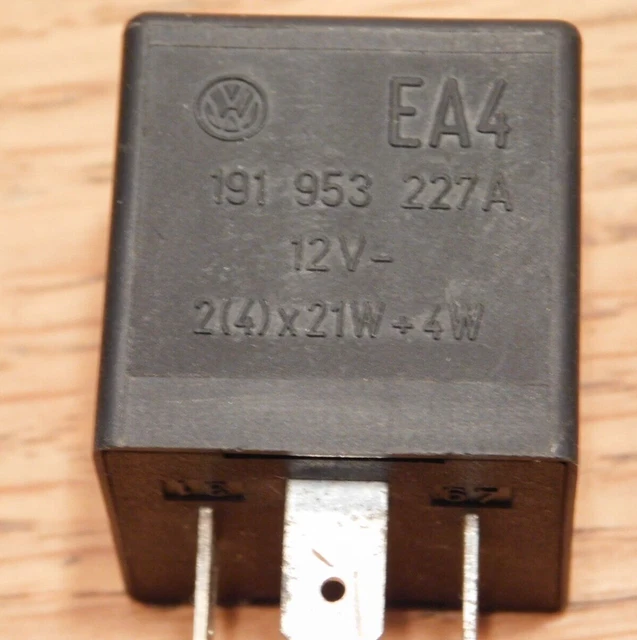 RELAIS RELAY N°21 Volkswagen VW AUDI Centrale clignotant 191953227A ...