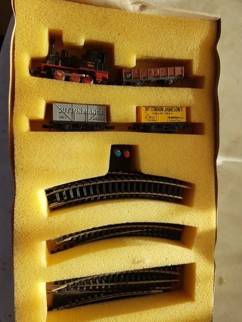 A MODEL TRAIN Set In N Gauge By Trix Locomotive Full Working Seewriteup ...