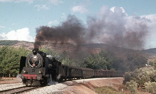 ORIGINAL COLOUR SLIDE of 57014 TCDD Turkish steam loco £3.50 - PicClick UK