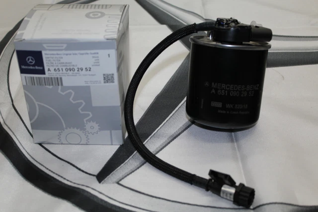 NEW GENUINE MERCEDES-BENZ OM651 Engine Fuel Filter With Sensor ...