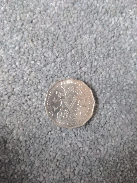 THE 12TH COMMONWEALTH Games Brisbane 1982 Commemorative 50 Cents Coin ...