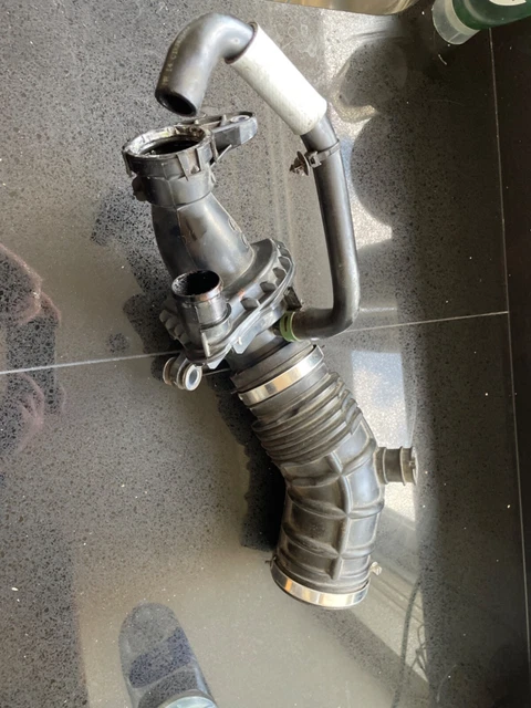 NISSAN QASHQAI J11 1.6 Dci Air Intake Pipe 165761844R £13.20 - PicClick UK