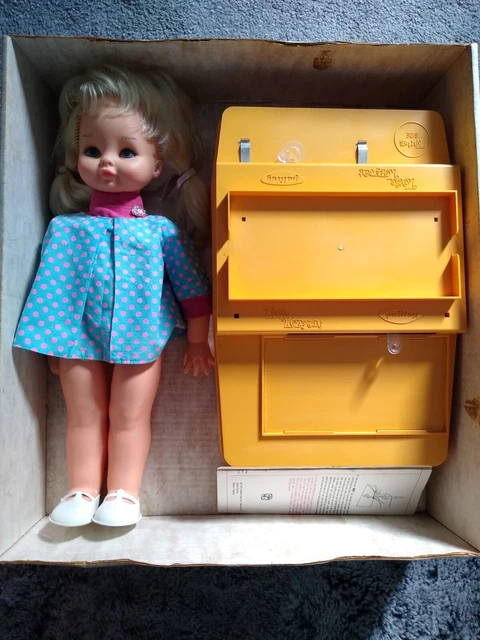 VINTAGE 1970S PALITOY Katie Kopycat Copycat Doll and Desk with Box £25. ...