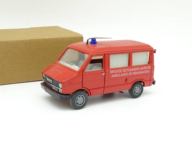 OLD CARS 1/43 - Fiat Iveco Daily Ambulance Réanimation Pompiers EUR 38,00 - PicClick FR