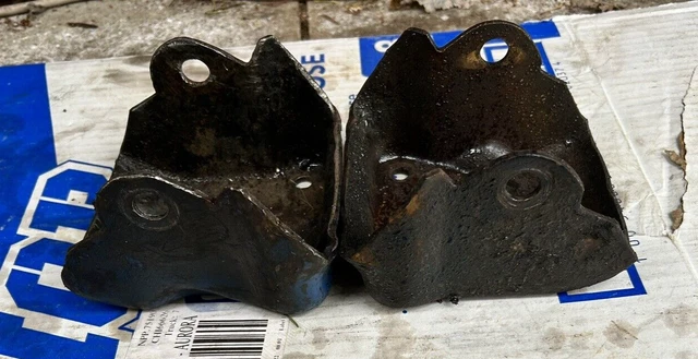 1973-87 CHEVY GMC TRUCK Motor ENGINE Mounts Brackets Clam Shell 350 400 ...