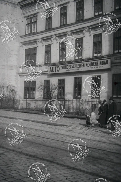DIA SLIDE WIEN Straßenszene Auto Zylinderschleiferei Schneider, Februar ...