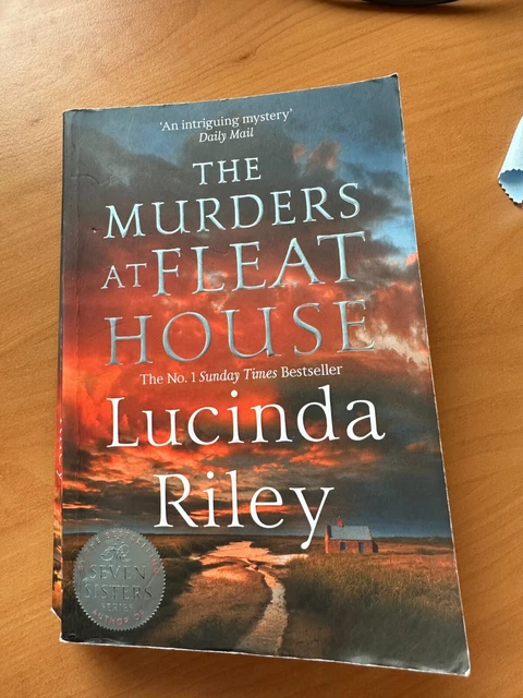 THE MURDERS AT Fleat House, Lucinda Riley EUR 3,50 - PicClick DE
