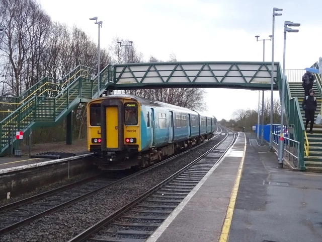 RAILWAY PHOTO CLASS 150 DMU 12x8 (A4) Whitchurch Railway Station 2 ...