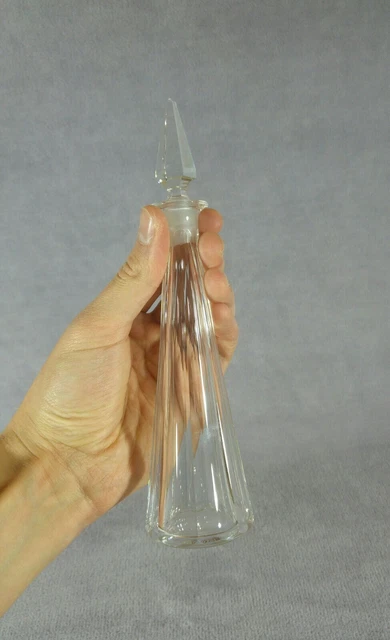 SUPERBE FLACON À parfum Cristal taillé BACCARAT Forme pyramide EUR 99 ...