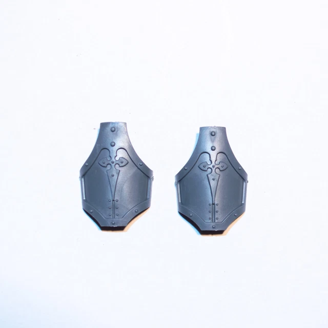 IMPERIAL KNIGHTS KNIGHT Preceptor Upper Leg Armour [40K Bits] £5.50 ...