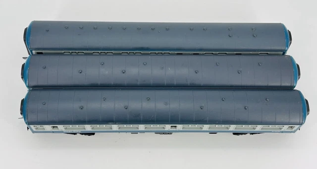 3 X HORNBY InterCity Mk2 Coach Set M9439 Brake + M5332 x2 TSO OO Gauge ...