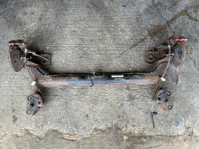FORD FIESTA ST150 Mk6 Rear Axle Complete With Hubs And Brakes £165.00 ...