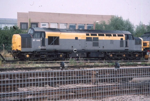 35MM SLIDE BRITISH Railway Br Diesel Class 37- 37245 At Swindon July ...