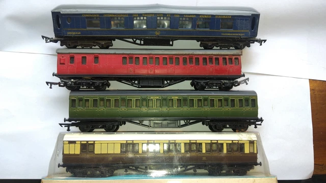 GRAHAM FARISH (GRAFAR} 00 Gauge Coaches For Restoration £1.75 - PicClick UK