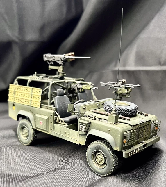 HOBBYBOSS 1/35 LAND Rover Defender XD Wolf WMIK. Built & Painted EUR 53 ...