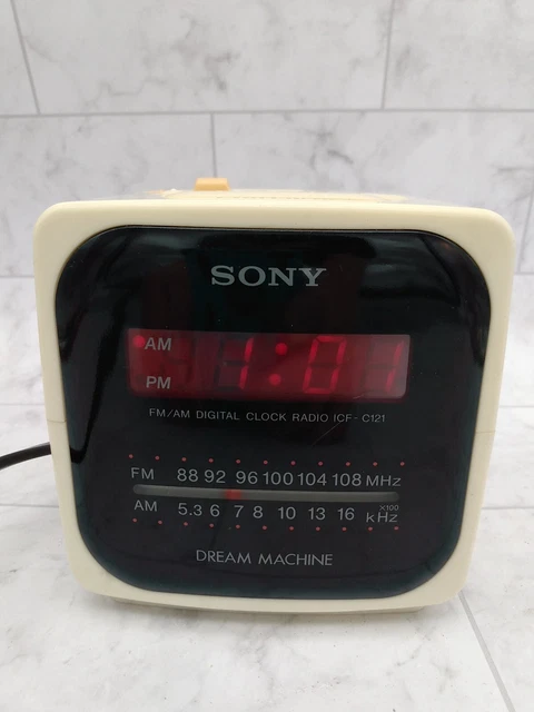VINTAGE SONY ICF-C121 Dream Machine Cube AM/FM Radio Alarm Clock Tested ...