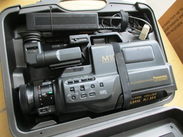 PANASONIC VHS M10 Movie Camera NV-M10B Stereo AV Zoom in Case - No ...