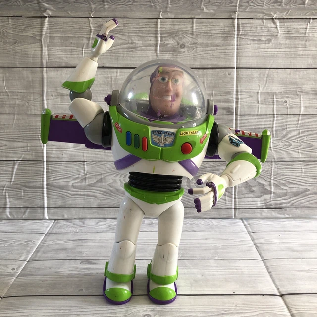 TOY STORY FIGURE Buzz Lightyear Disney Store Action Toy Sounds Wings ...