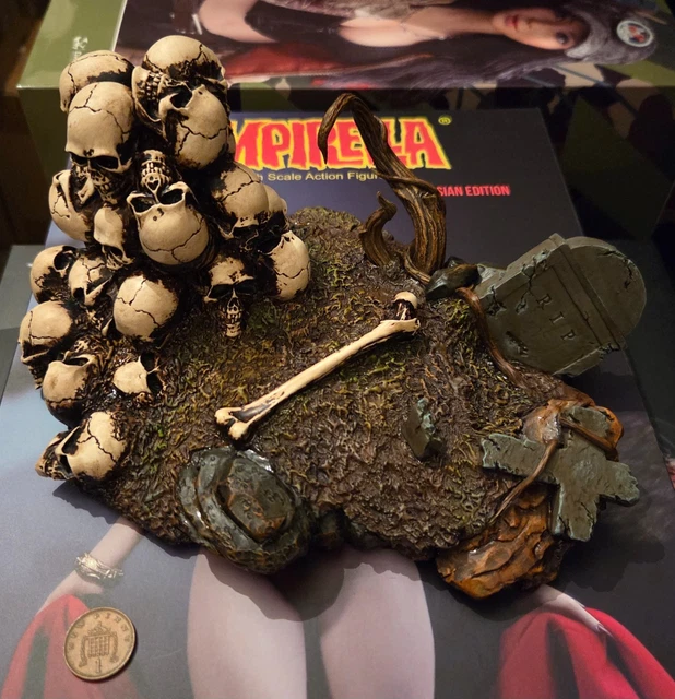 TBLEAGUE VAMPIRELLA PL2017-101-A Asian Female Diorama Base loose 1/6th ...