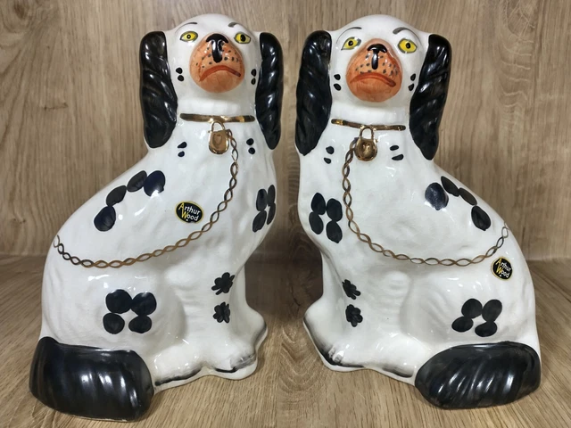 PAIR OF VINTAGE Ceramic Dogs - Arthur Wood - Staffordshire Spaniel ...