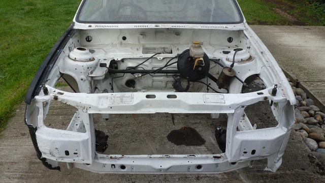 FORD FIESTA XR2I bare shell & body kit. Used for circuit racing & track ...