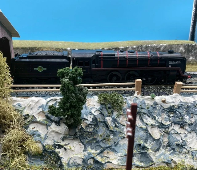HO GAUGE BRITISH Rail Britannia Steam Locomotive Train Model Railway ...
