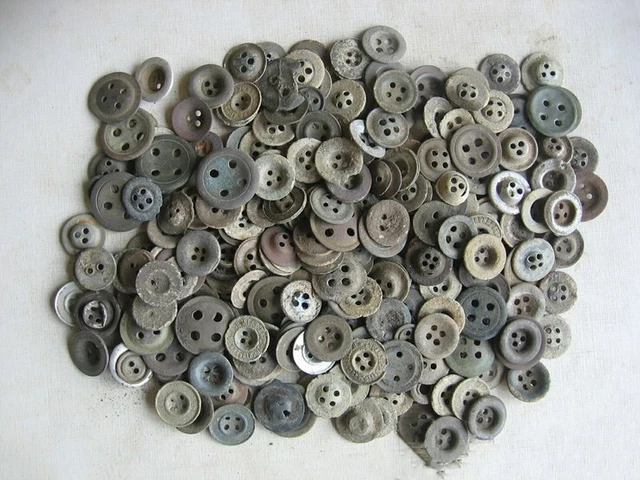 VINTAGE OLD BUTTONS From the ground. Probably from German Positions WW2 ...