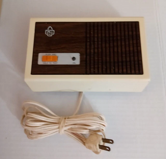 VINTAGE 1970S CAPTAIN Kelly Smoke Detector Model 941 by Gillette Rare ...