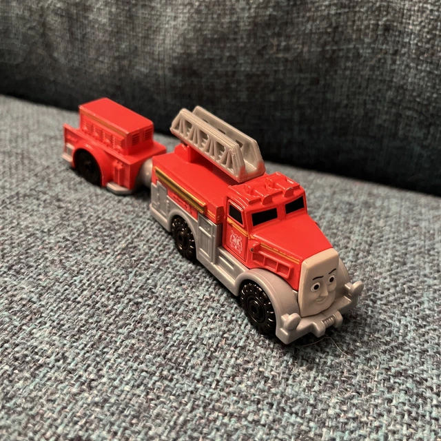 THOMAS THE TANK Engine & Friends Flynn Fire Engine G28A Magnetic Mattel ...