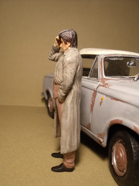 FIGURINE 1/18 Columbo Peter Falk Vroom Peint For Norev Welly Minichamps ...