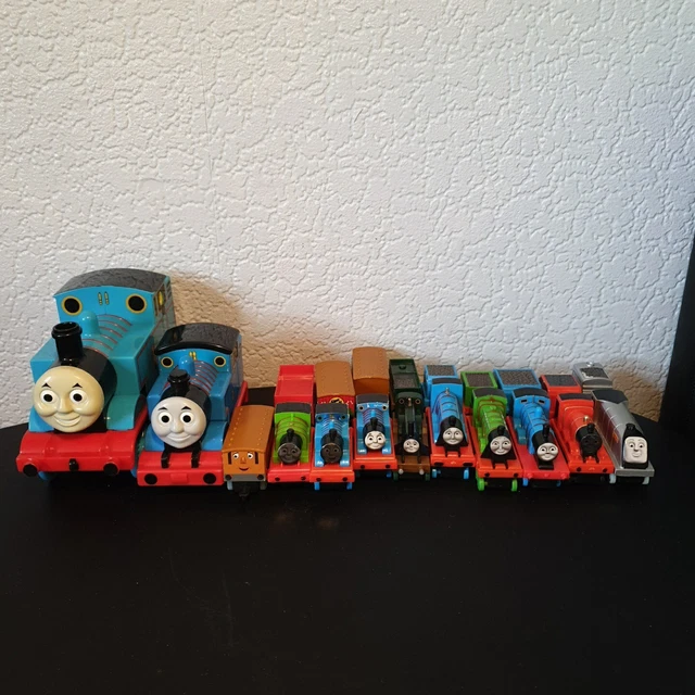 21 X THOMAS The Tank Engine Trains Carriages Bundle Gullane Mattel Tomy ...