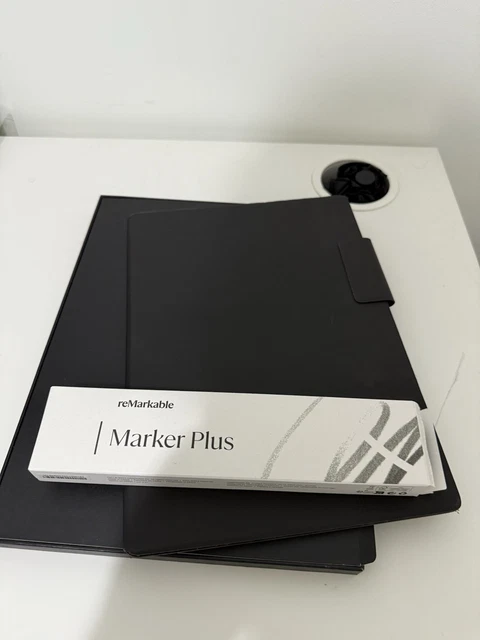REMARKABLE PAPER PRO Bundle With Marker Plus & Book Folio - Excellent ...