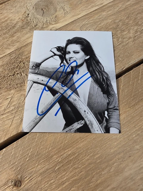 CLAUDIA CARDINALE SIGNED Foto ca. 10x13cm Autogramm (4299) COA EUR 29 ...