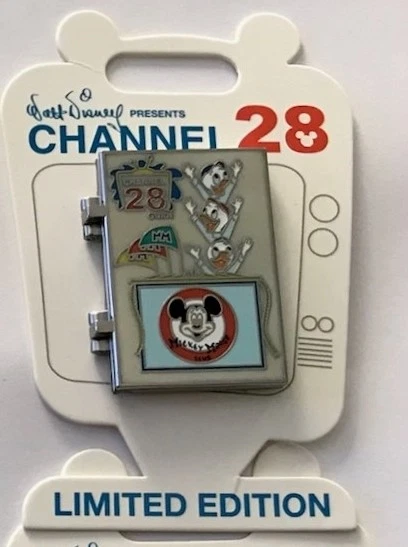 DISNEYLAND PARK 2018 Walt Disney Presents Channel 28 Mickey Mouse Club ...