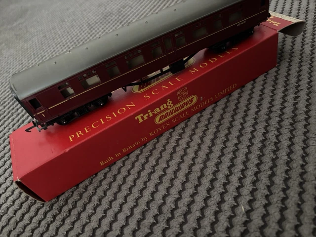 TRI-ANG/HORNBY R321 MAINLINE Composite Coach Maroon 24010 HO/OO £5.45 ...