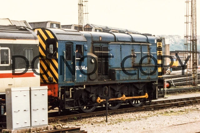 UK DIESEL TRAIN Railway Photograph Of Class 08 08643 Loco. Rm08-223 £1. ...