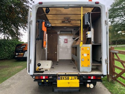 FORD TRANSIT 2.4TDCI T350 Mwb Van, Utility Van, PTO Compressor ...