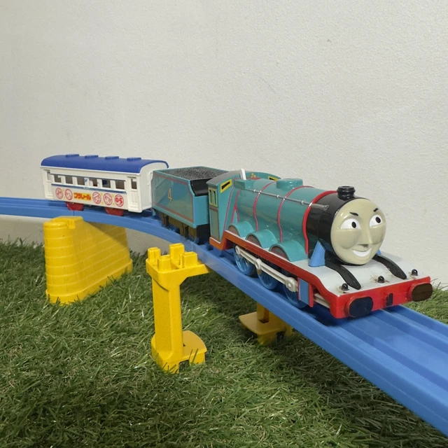 PLARAIL TOMY TRACKMASTER - Gordon & Coach - Thomas The Tank Engine Toy ...