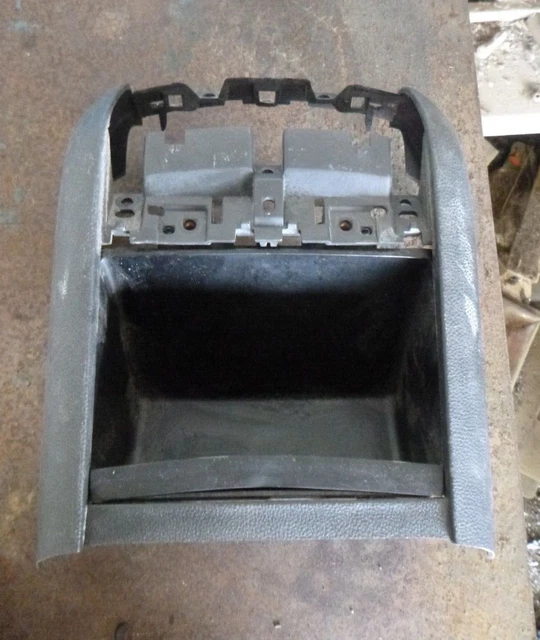 HOLDEN COMMODORE VE Centre Console Rear Trim $15.00 - PicClick AU