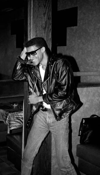 TONY TERRY POSES for photos backstage 1987 MUSIC OLD PHOTO 3 EUR 6,67 ...