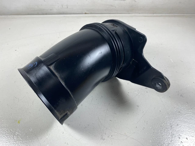BMW E60 E63 E64 650i 550i N62 ENGINE AIR INTAKE DUCT 7521019 $19.99 ...