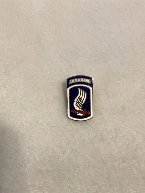 US ARMY 173RD Airborne Infantry Brigade Crest DUI DI Enamel Pin 1in £8. ...