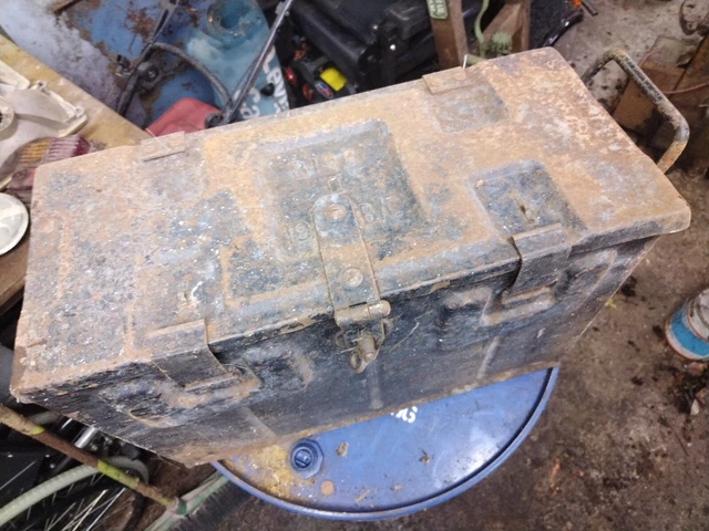 WW2 BRITISH ARMY AMMUNITION BOX / TOOL CHEST B166 II 1941 ( 49cmX 33cm ...